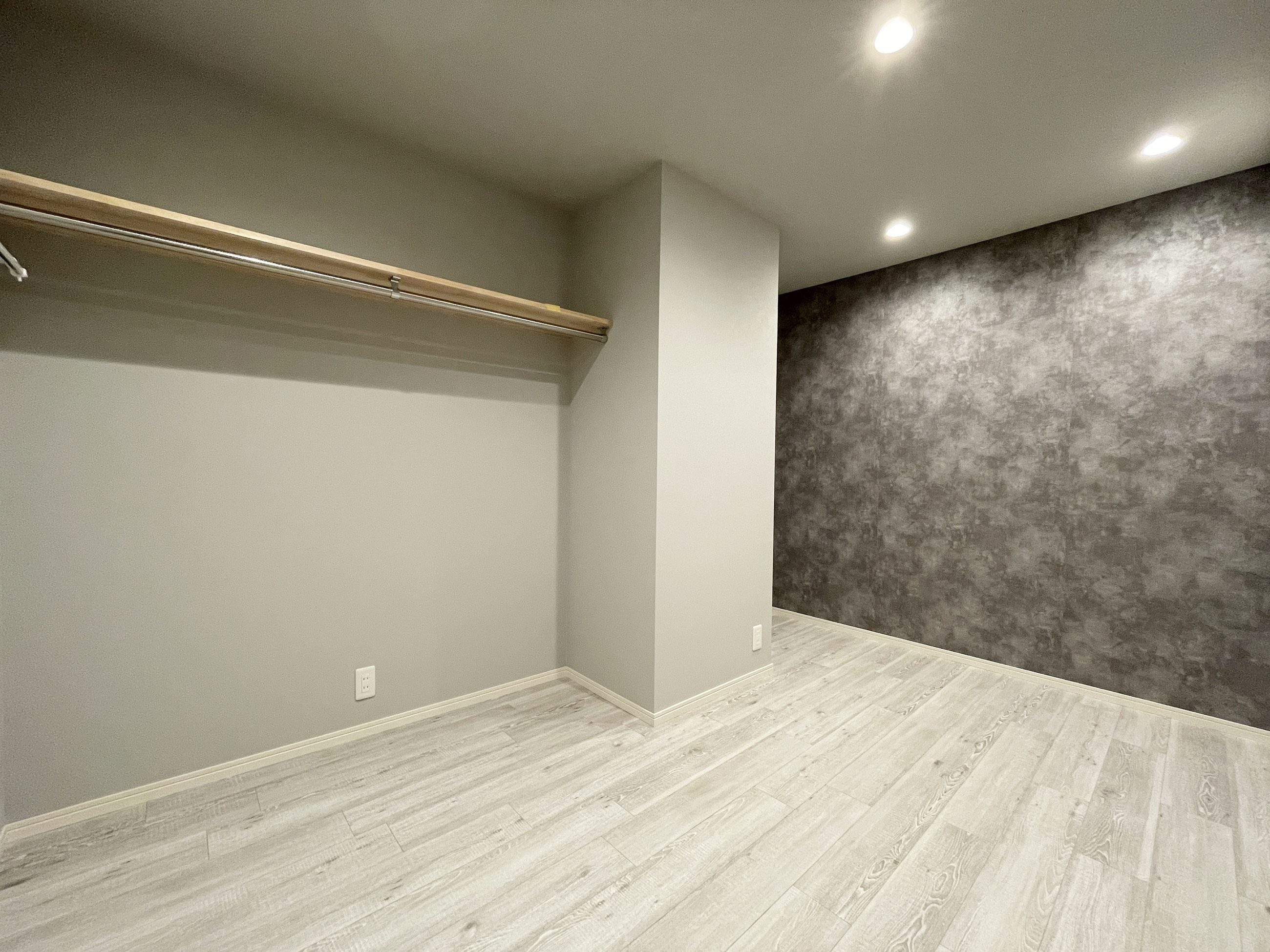 池袋 築40年強の2LDK木造戸建てをモダンデザイン＋躯体表しにより開放感のある2LDKにフルリノベーション【池袋 木造戸建て 2LDK 62m2賃貸】eims（エイムズ - eims (エイムズ)