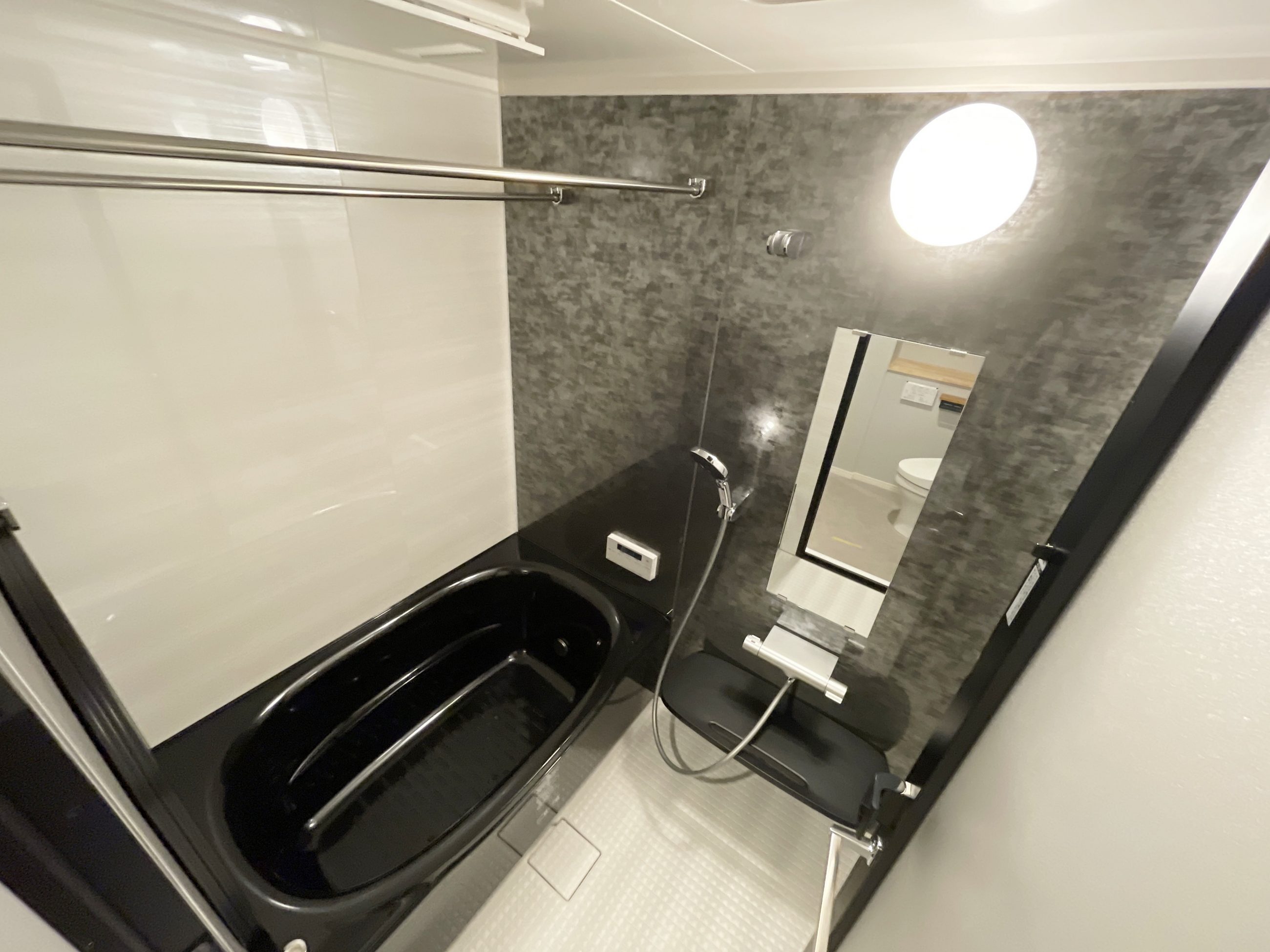 池袋 築40年強の2LDK木造戸建てをモダンデザイン＋躯体表しにより開放感のある2LDKにフルリノベーション【池袋 木造戸建て 2LDK 62m2賃貸】eims（エイムズ - eims (エイムズ)