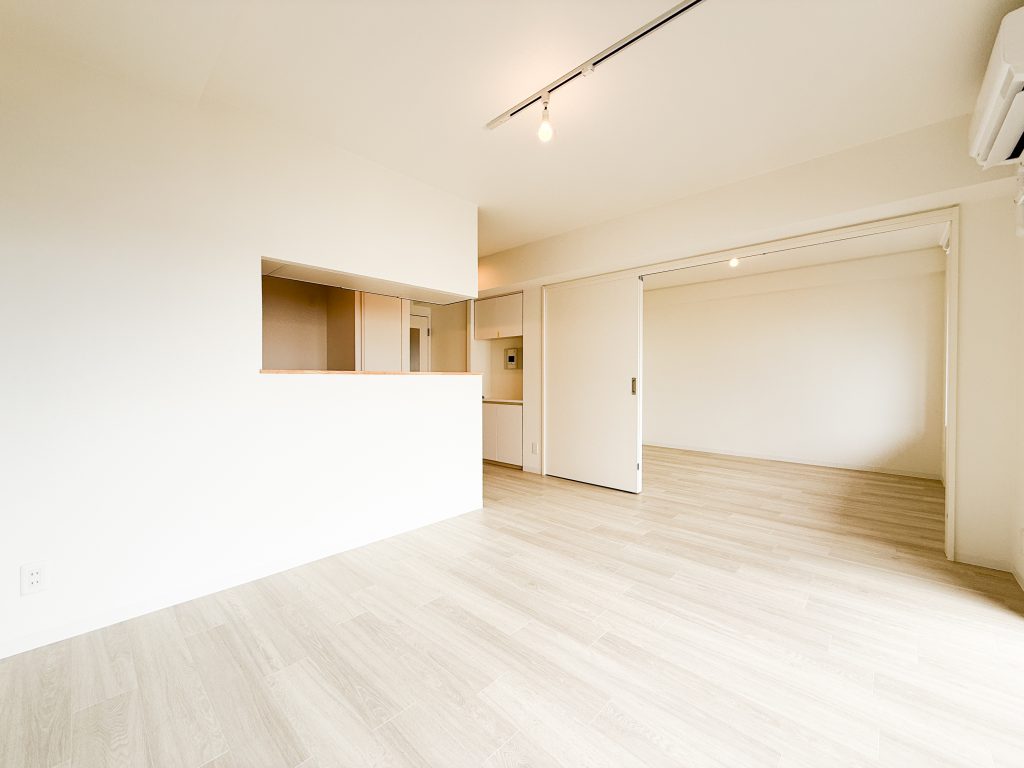 雪が谷大塚 築31年、58㎡の2LDKを2L,1L可変可能な間取りにリニューアル【大田区 RC 築31年 2LDK 賃貸】eims（エイムズ - eims (エイムズ)